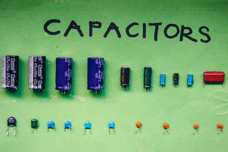 Understanding a Supercapacitor - Engineering Cheat Sheet